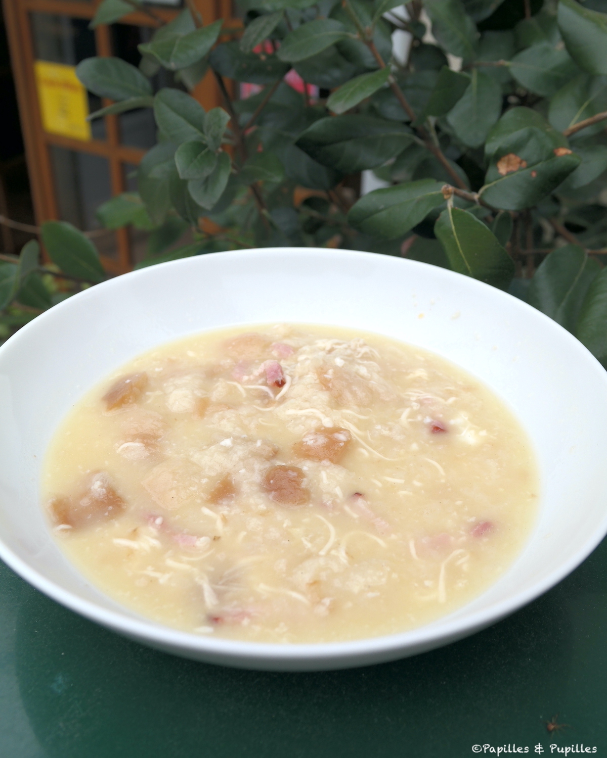 Tourin à l’ail : la recette traditionnelle du Sud-Ouest