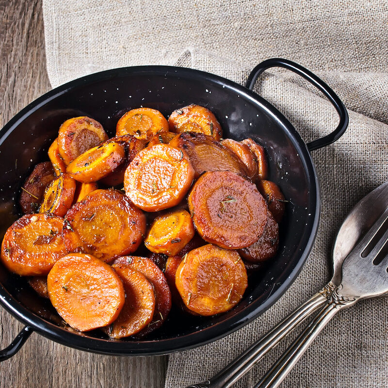 Recette de carottes braisées à l'orange et au citron confit