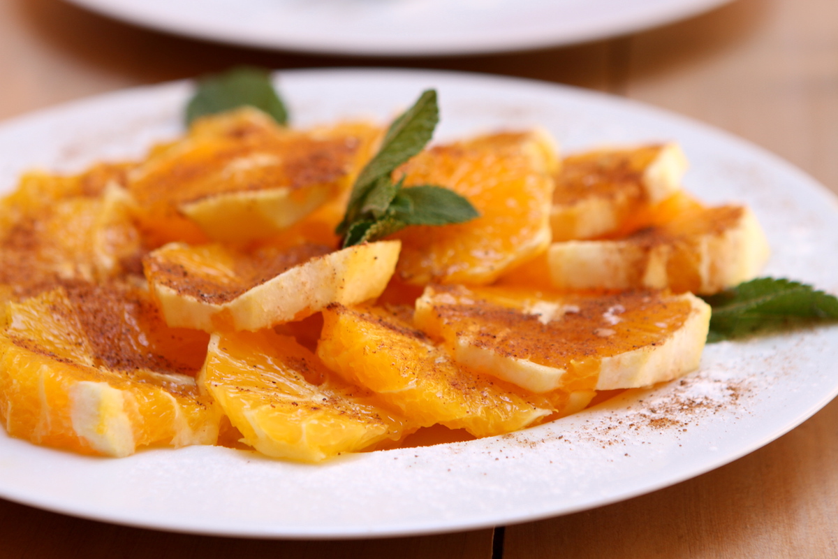 Salade d'oranges au miel : un dessert léger et parfumé