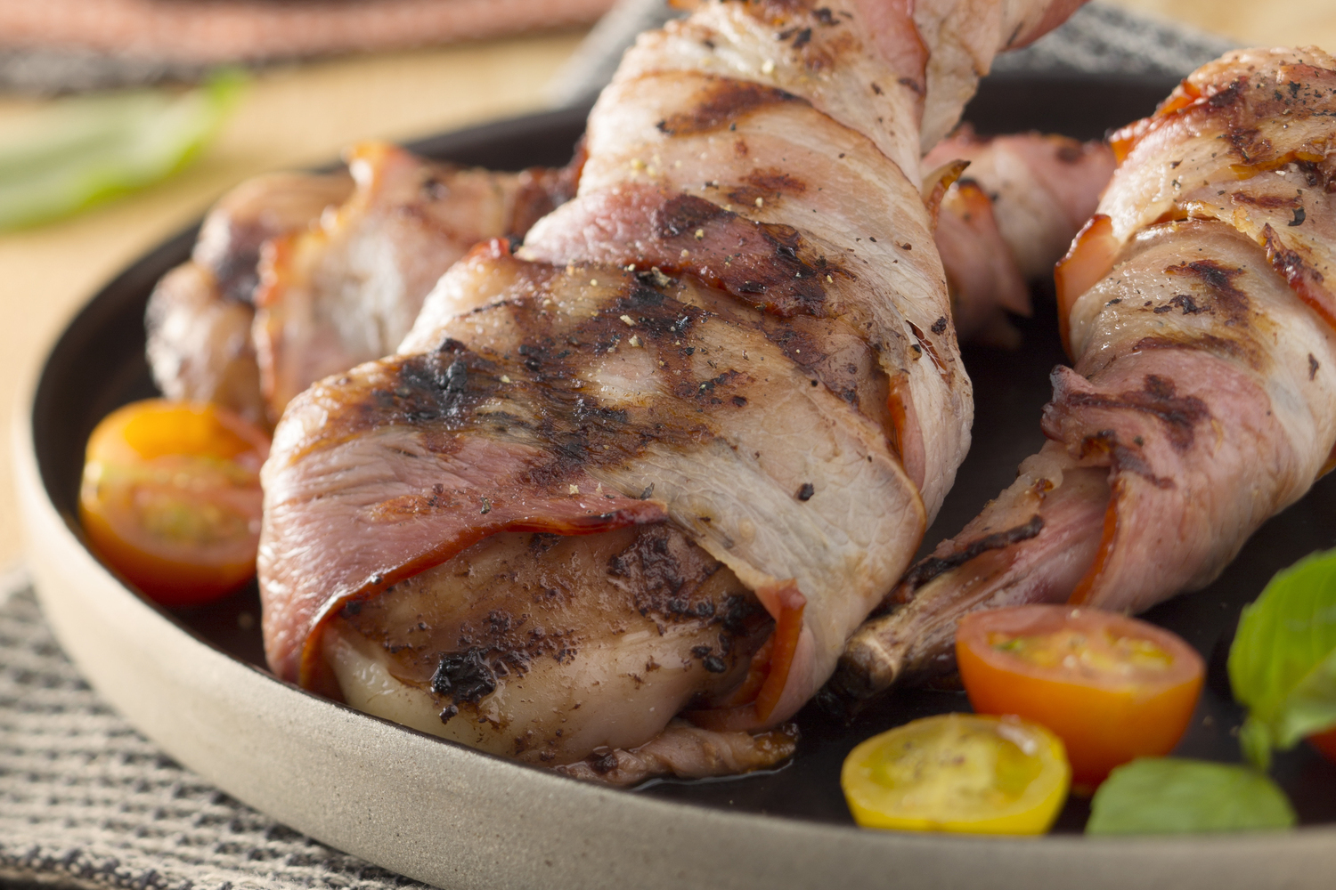 Gigolettes de lapin aux olives noires et au thym