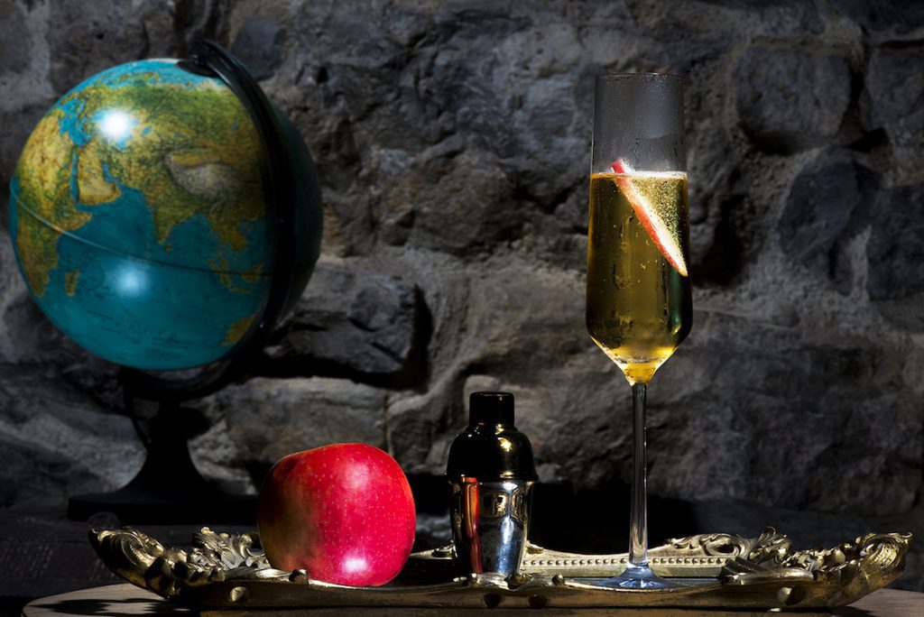 Péché originel : un cocktail vodka, mangue, citron et cidre
