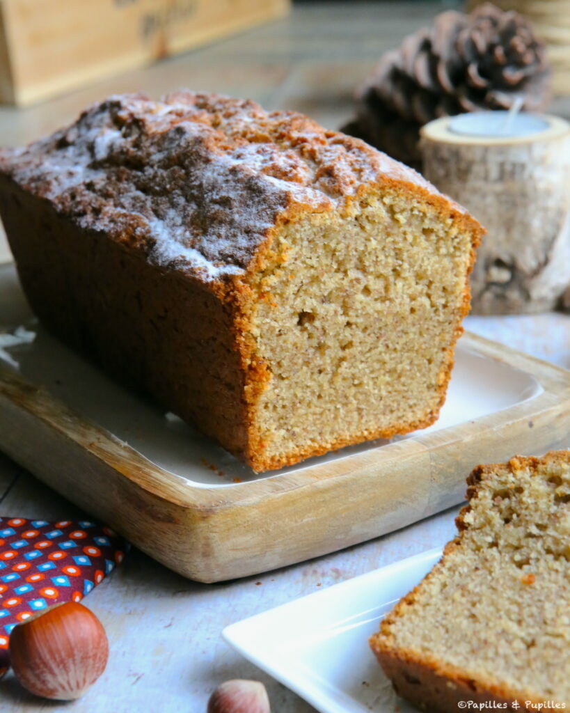 Cake aux noisettes, ultra moelleux : recette facile