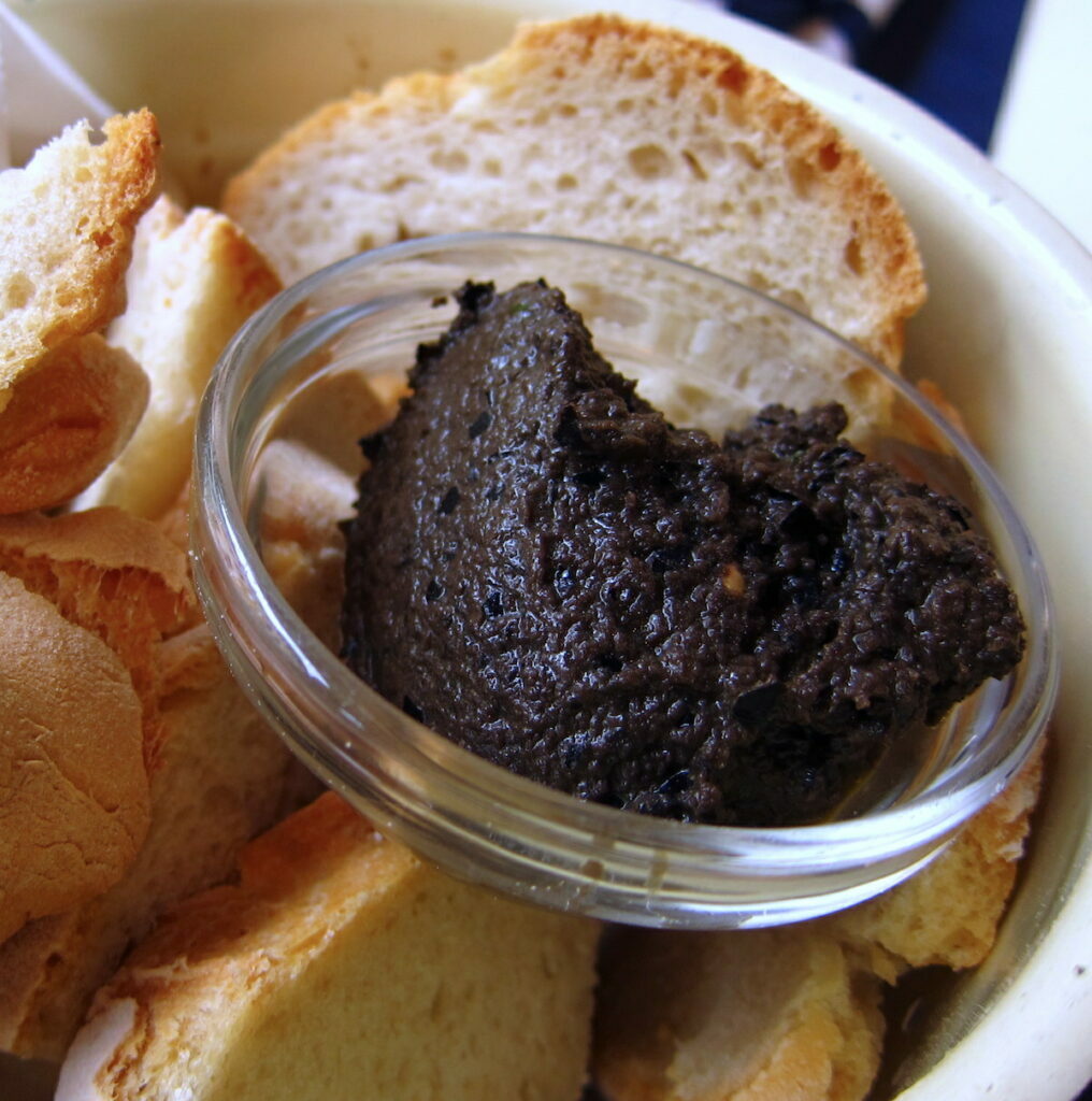 Recette de la tapenade noire maison, comme en Provence