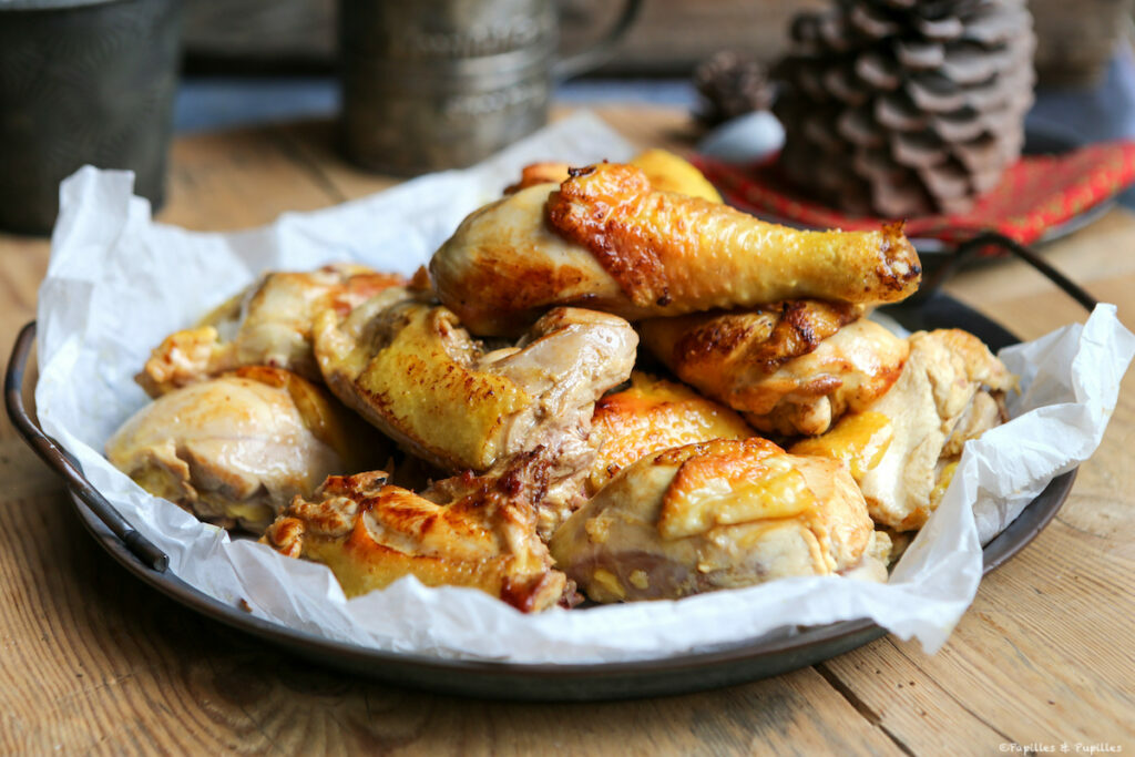 Poularde au vin jaune et aux morilles, sauce irrésistible