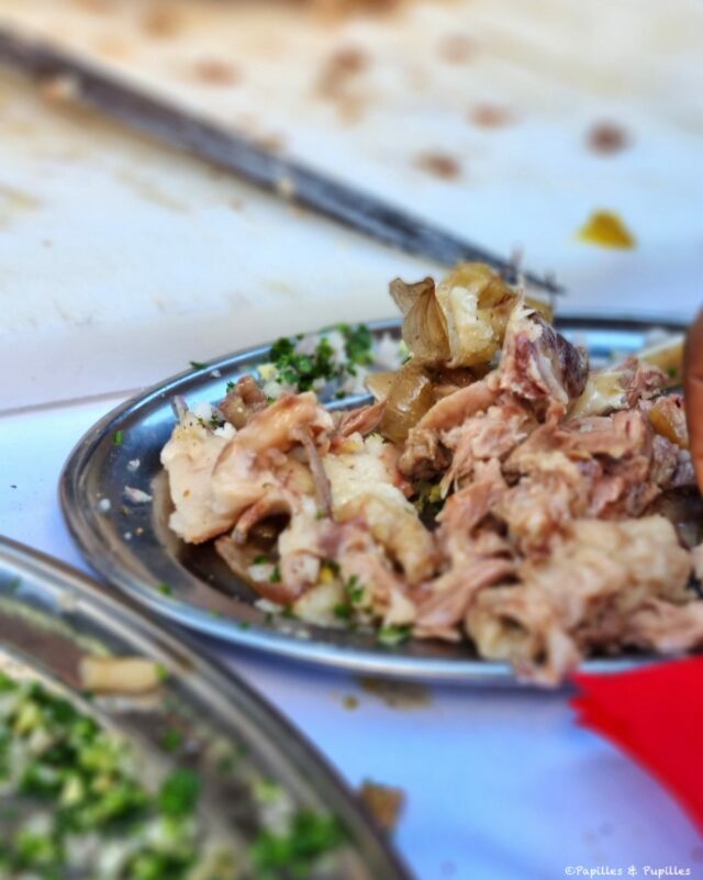 La tradition séculaire de la Tue-cochon, la Tupina, Bordeaux