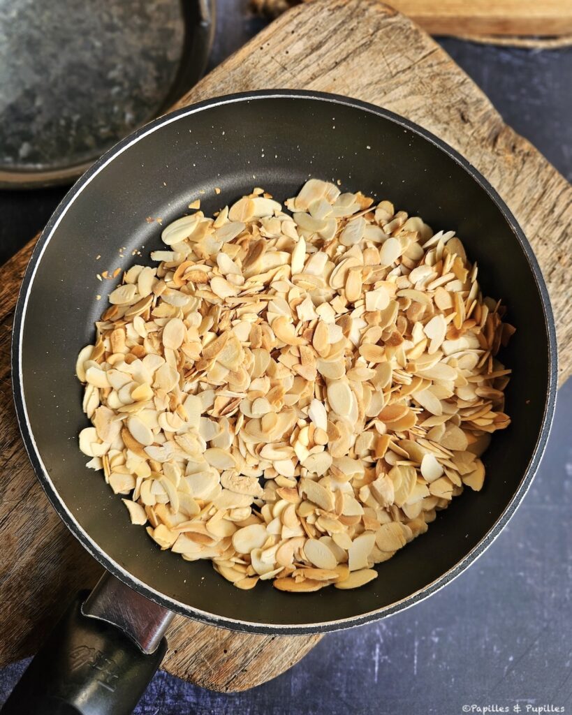 Comment torréfier des amandes en lamelles (effilées)
